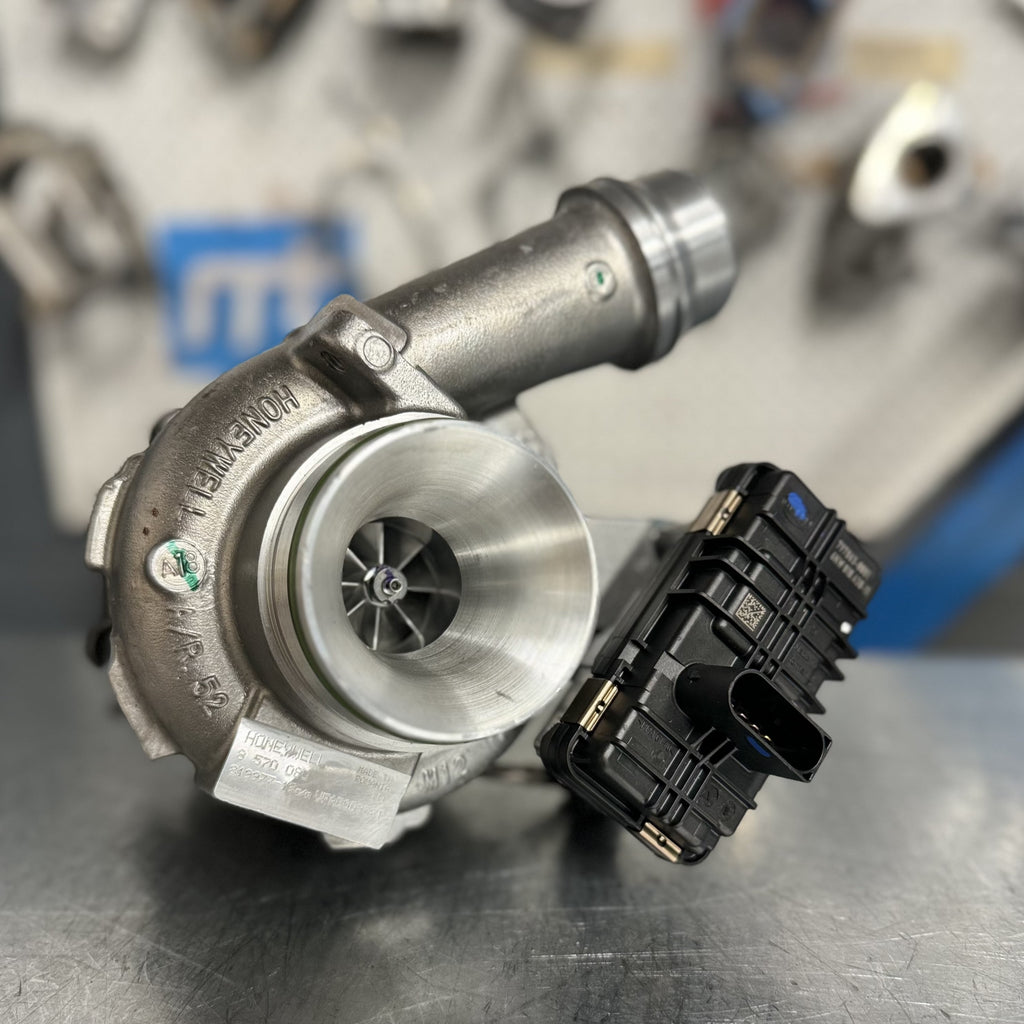 819977 - BMW X1, 200D / MINI Cooper - 2.0L D B47C20O0 - Replacement Tu ...